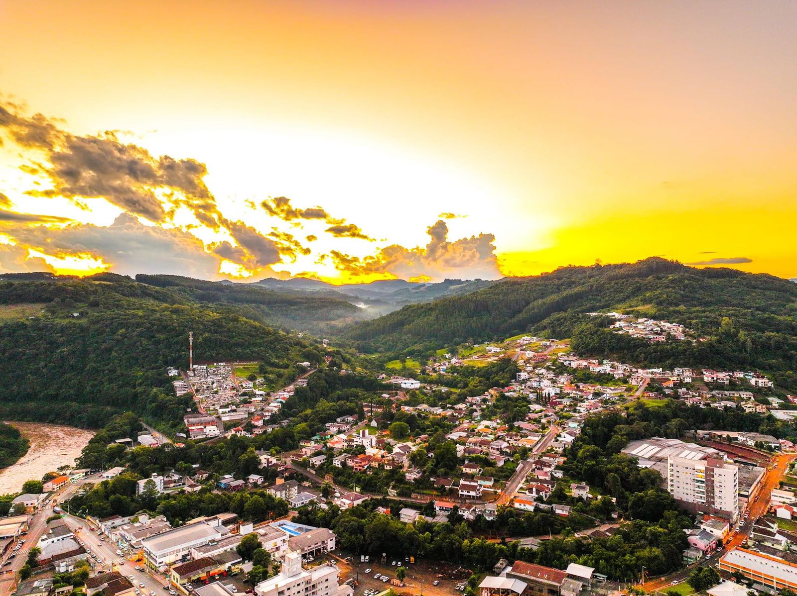 Luzerna, pequena cidade com maior número de startup do país, ganha destaque