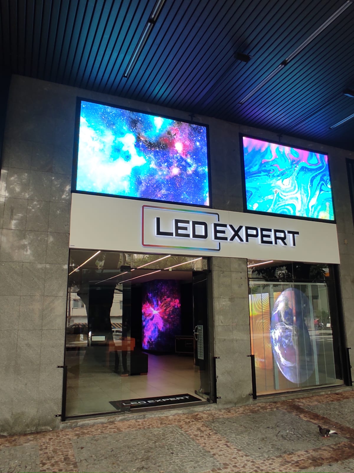 Startup mineira decola com entrada da tecnologia LED na publicidade